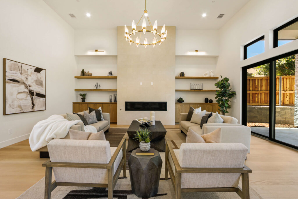 Pars Oak Ln, Carmichael - Premiere Home Staging & Design